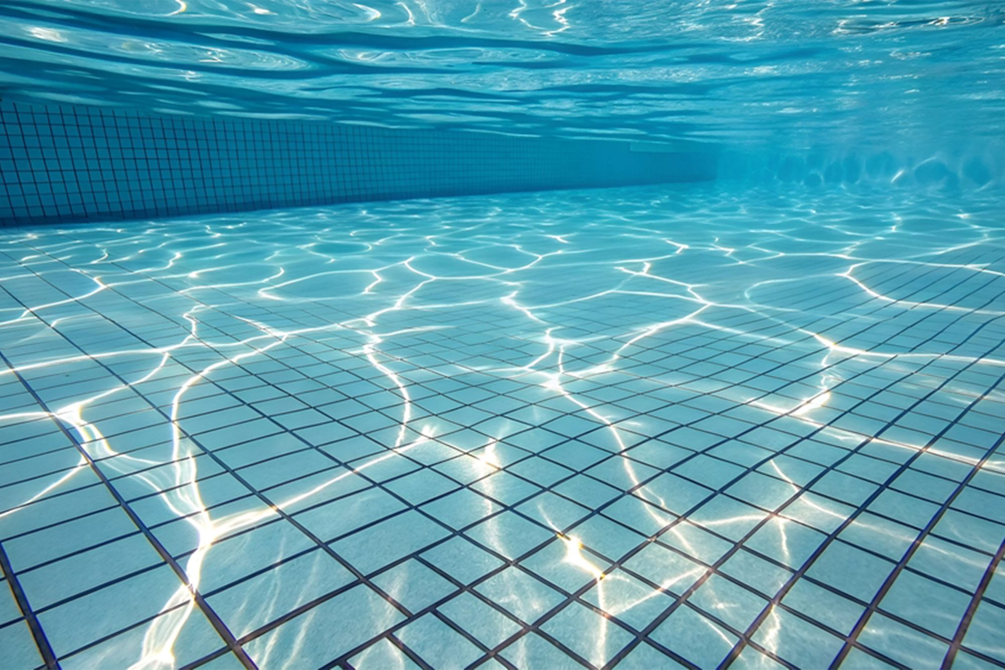 How to Clear Cloudy Pool Water Fast: Proven Tips & Best Clarifiers ...